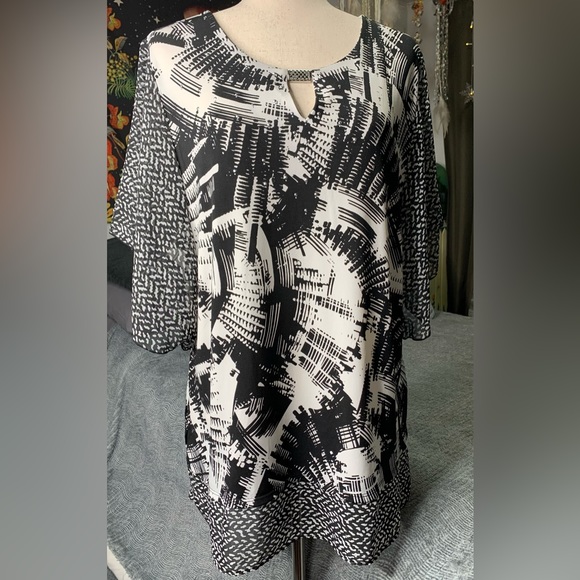 JM Collection | Tops | 33 Jm Collection Womens Cool Hues Black Urban ...